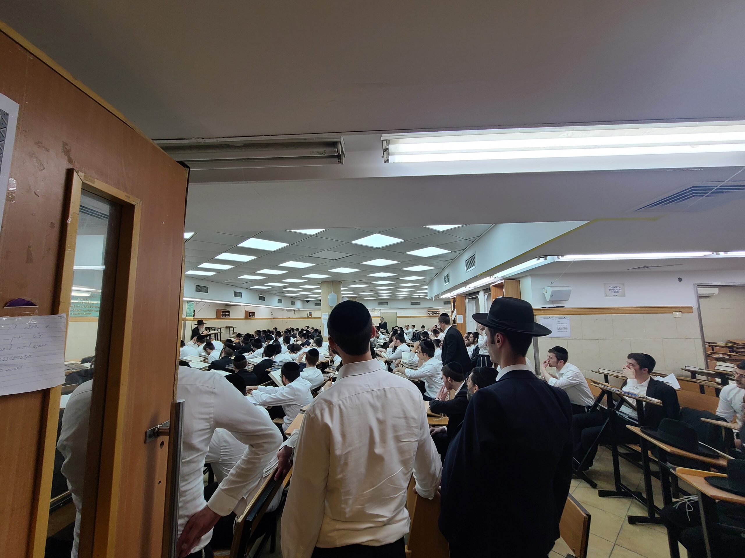 Bein Hazmanim Sedarim and Shiur