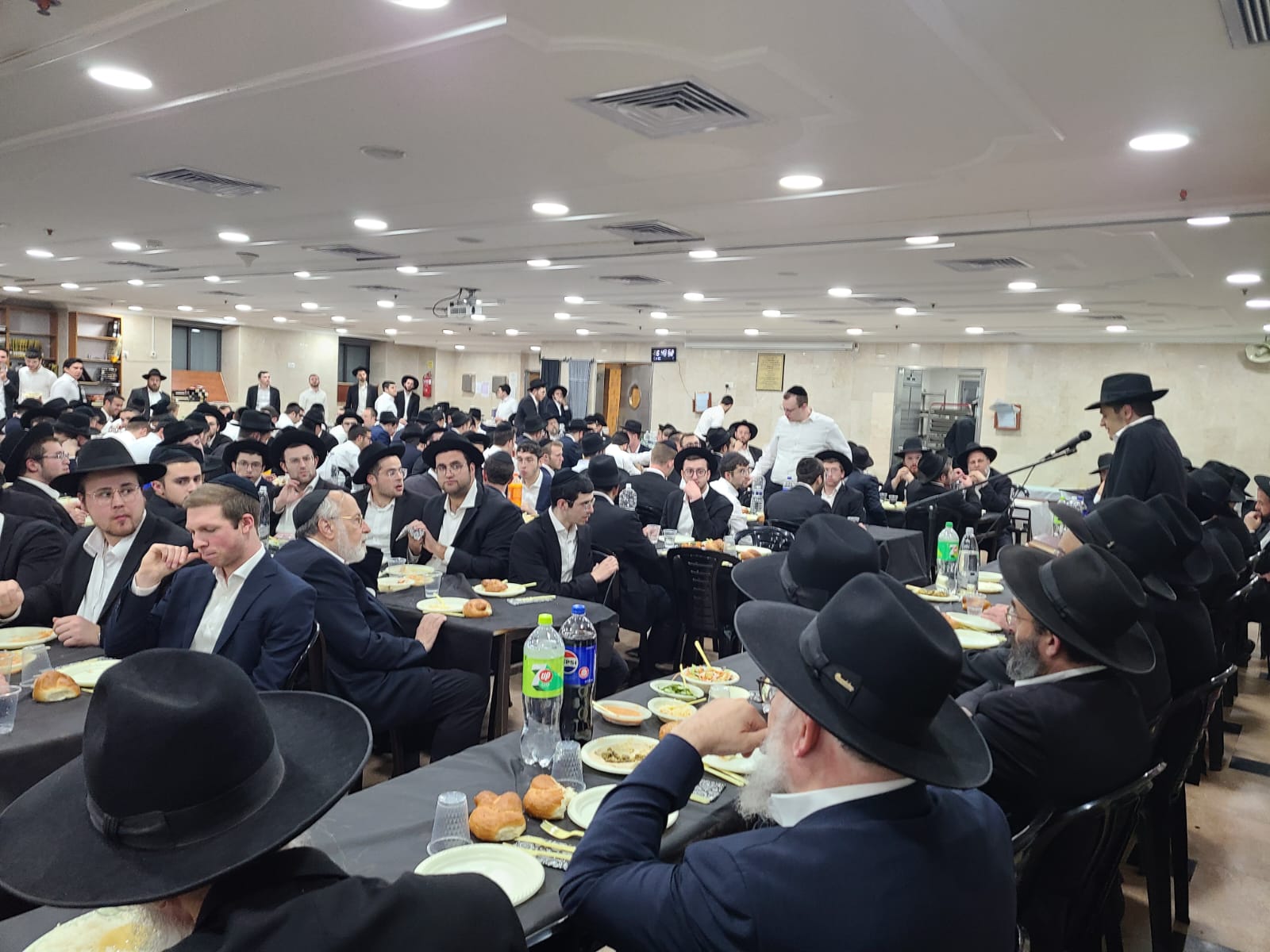 Special siyum at the end of the zman was made by over 70 bochurim from ...